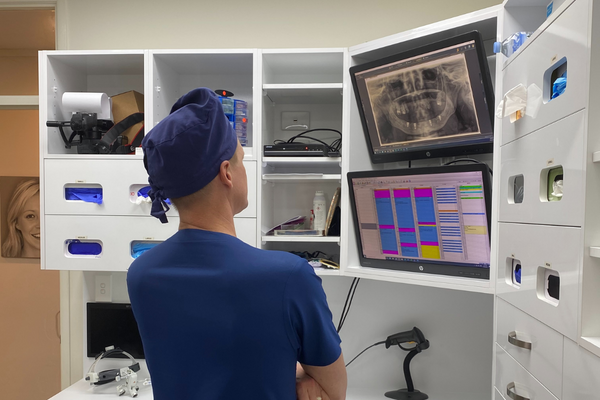 4 Tips For Implant Restorative Dentistry Continuing Education Options